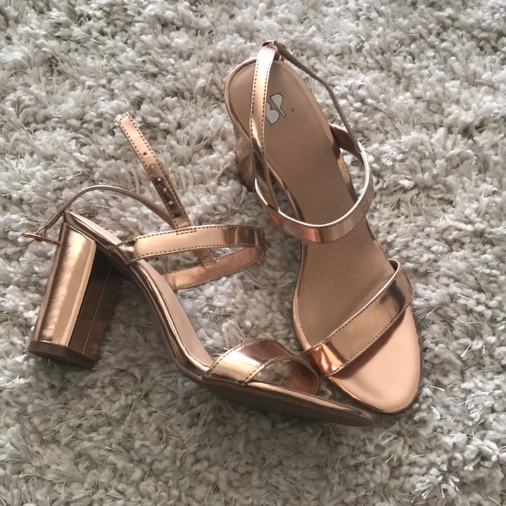 New! Bp Rose Gold Block Heel - Gem